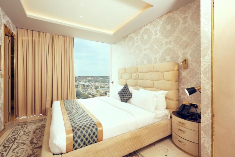 The Ultimate Guide on Where to Stay in Accra: 14 Best Hotels to Stay in ...