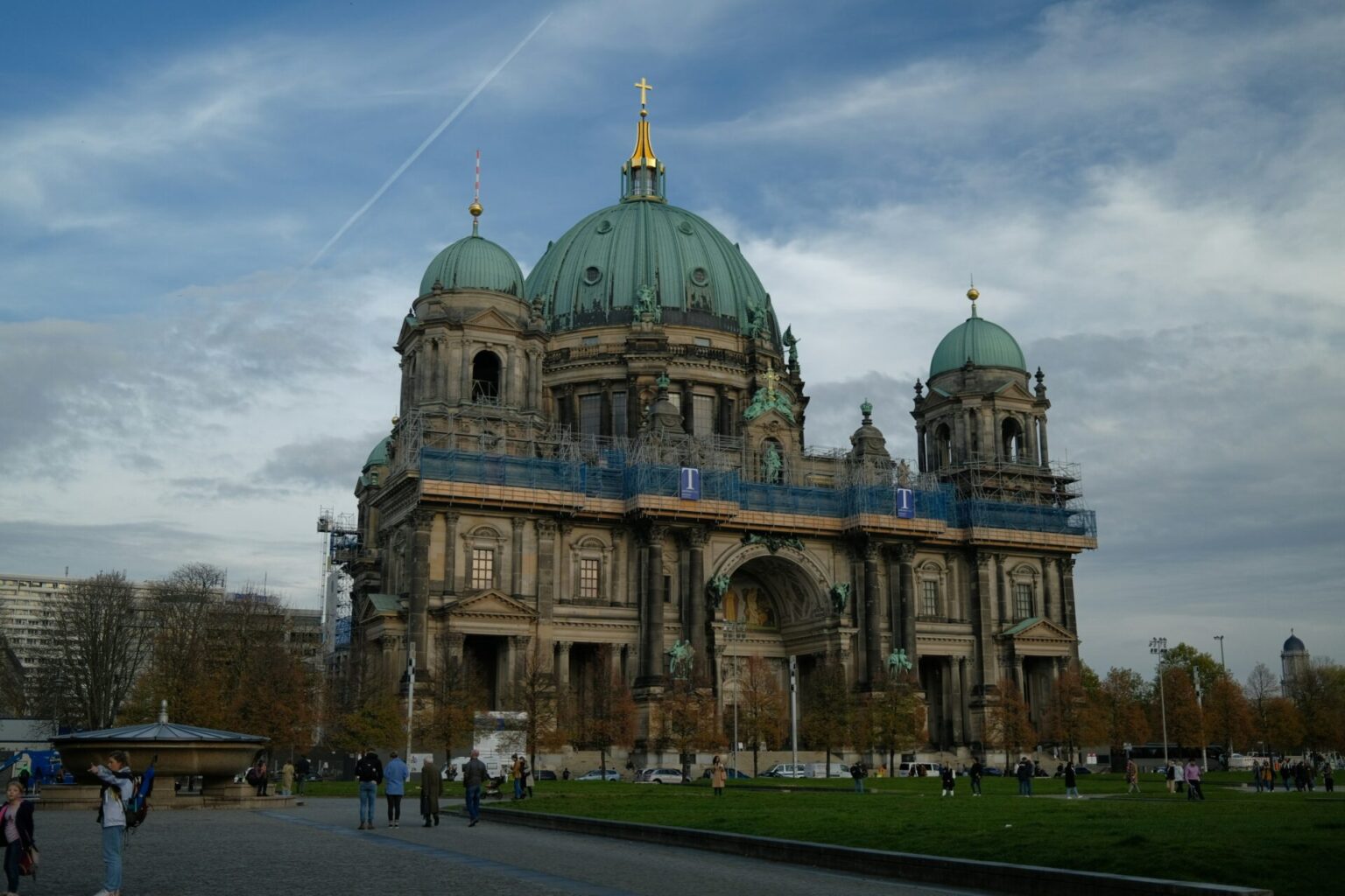 1 Day in Berlin Germany: How I Spent An Amazing 24 Hours in Berlin ...